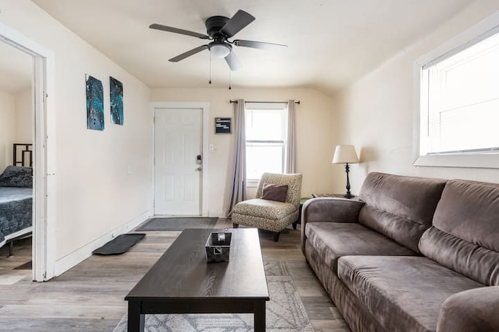 Close To Everything Louisville Has To Offer!! - Murray Hill, KY