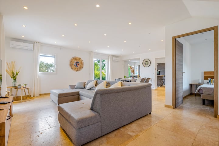 Villa Avec Piscine Au Calme, Au Pied Du Luberon - Cadenet