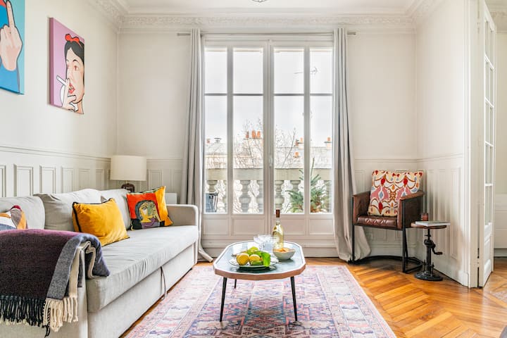 Magnifique 2 Pièces, Balcon Et Vue Sacré Coeur - Paris