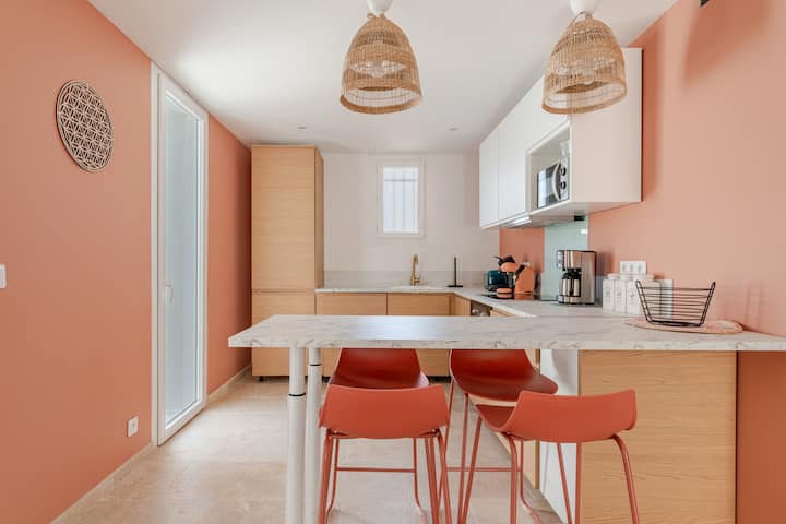 Maison De Charme à Gruissan, Entre Mer Et Village - Gruissan