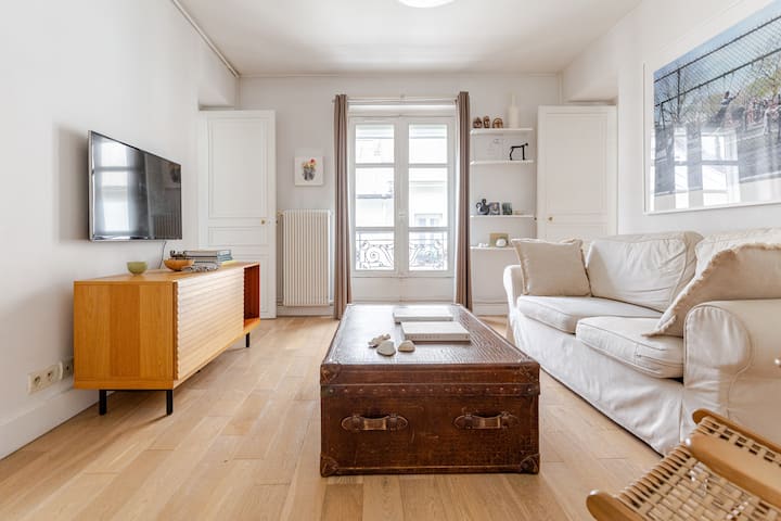 Appartement En Plein Coeur Des Batignolles - Paris