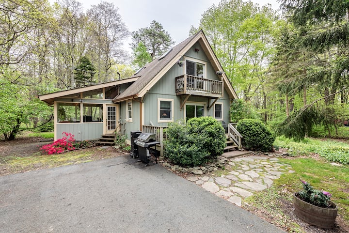Charming Chalet In The Poconos - Pennsylvania