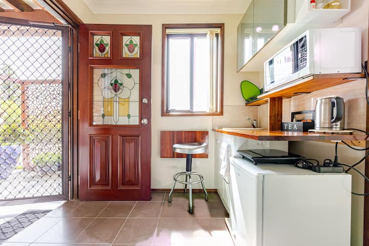 Quiet Private Studio On Ground Floor - Central Coast