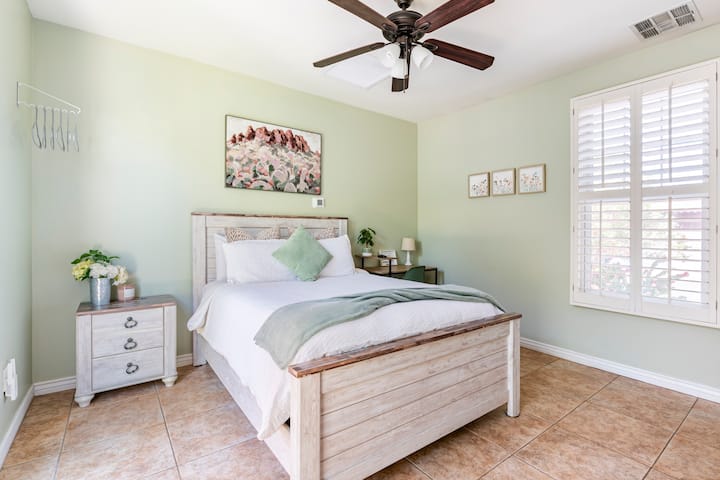 Private Detached Tuscan Casita! - Sun Lakes, AZ