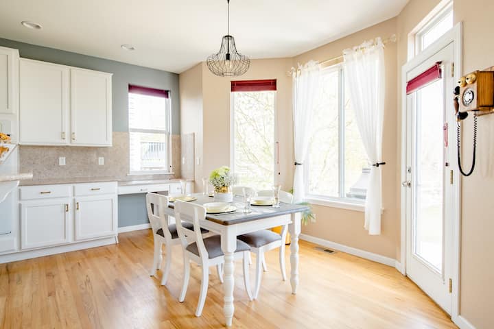 1.your Comfortable, Quiet Home Near The Rockies - Loveland, CO