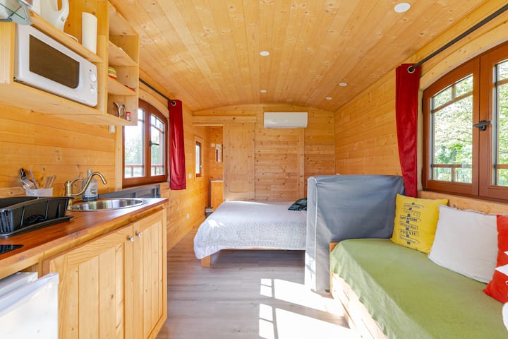 Gîte A La Ferme Dans Roulotte Tout Confort - Machecoul