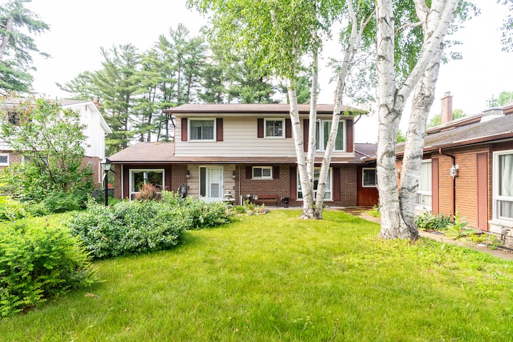 European Style Cottage & Fishing On Gull Lake - Gravenhurst