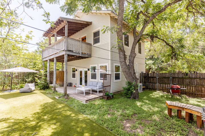 Artist Loft, Garden & Pool - Austin, TX