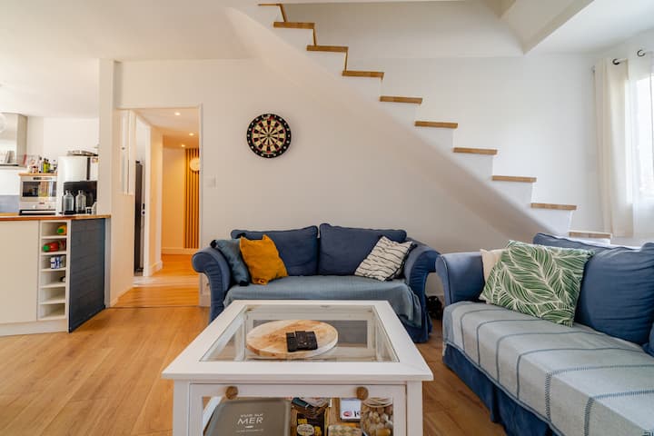 Spacieux Duplex, Centre Ville, Gare & Plages - ibis budget Granville