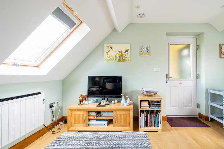 Cosy Pet Friendly Rural Flat With Private Garden - Herefordshire