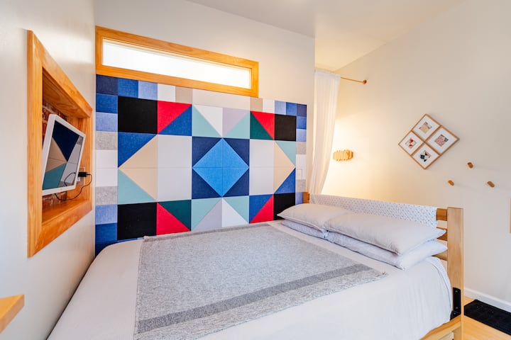 Walkable Lawrenceville, Designer “Tiny Living” - Pittsburgh, PA