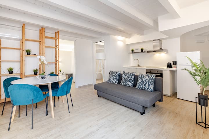 Bonu’s Apartment 3💙 Near City Center,beach,airport - Cagliari