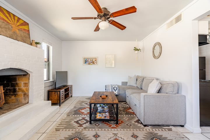 Guest House With Yard And Mountain Views - Tucson, AZ