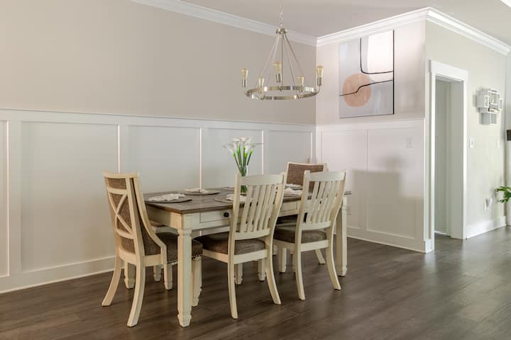 Luxury Private Space  In Townhouse - Huntsville, AL