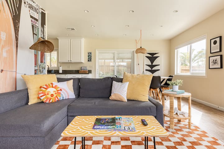 Coastal Surf House-family/work Friendly-big Yard - Encinitas, CA