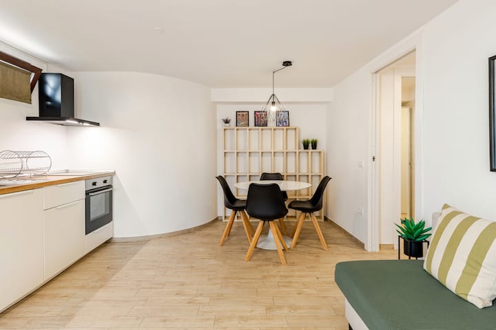 Bonu’s Apartment 4💚 Near City Center,beach,airport - Cagliari