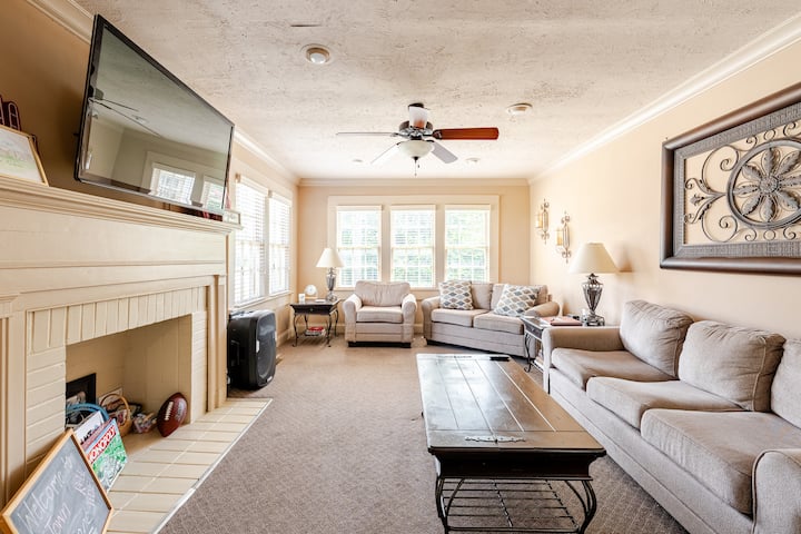 Cute Lil House In Middle Of Town <1 Mi To Stadium - Bryant-Denny Stadium - Tuscaloosa