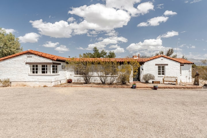 Gated 3+ Acres Central W/mtn Views 30s Ranch - 