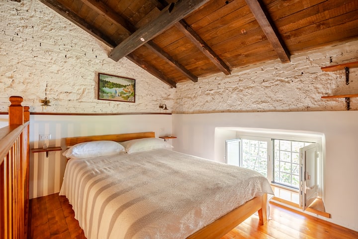 Loft In Casale Dell'800 (1,2 Km Station Tiburtina) - Rome