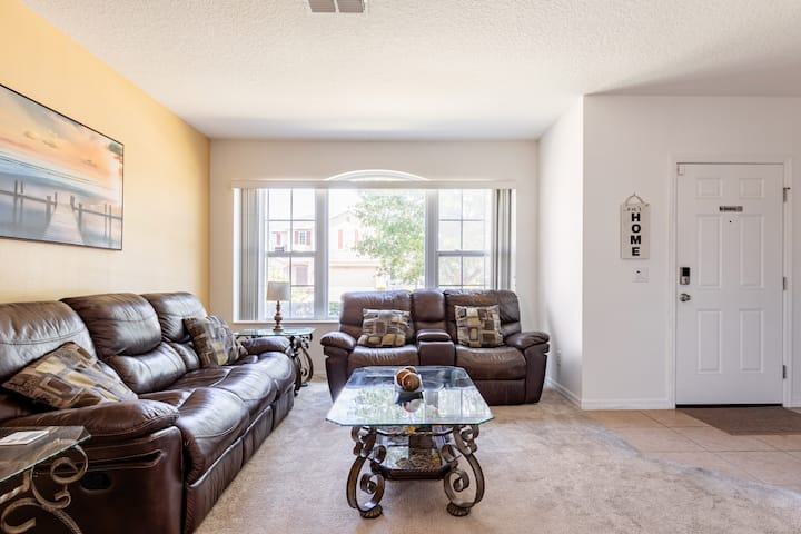 Family Villa | Heated Pool + Near Disney Parks - Davenport, FL