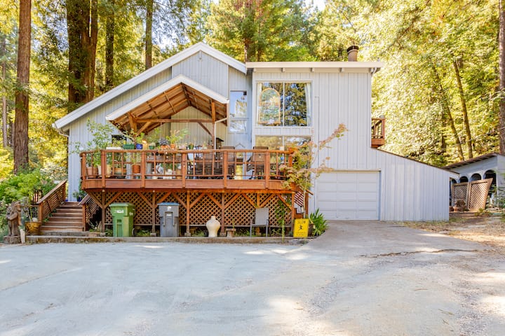 Zen House Redwood Retreat. - Bodega Bay, CA