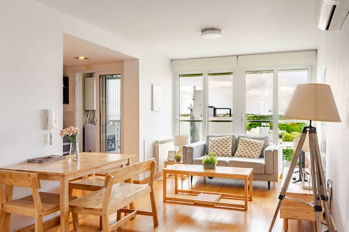 Close To The Seafront, Big Terrace With Barbecue. - Montevideo