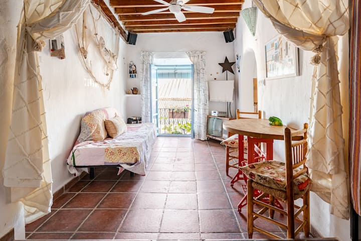 Andaluza- Con Patio- Hasta 10 Personas- En Níjar - Retamar