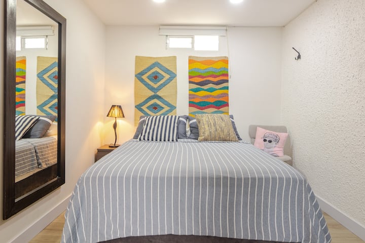 Estudio Pequeño Con Todo Lo Necesario - Itagüí
