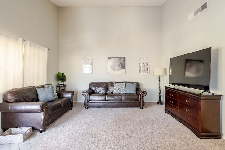 Vegas Cozy Getaway – 20 Min To Las Vegas Strip - Las Vegas, NV