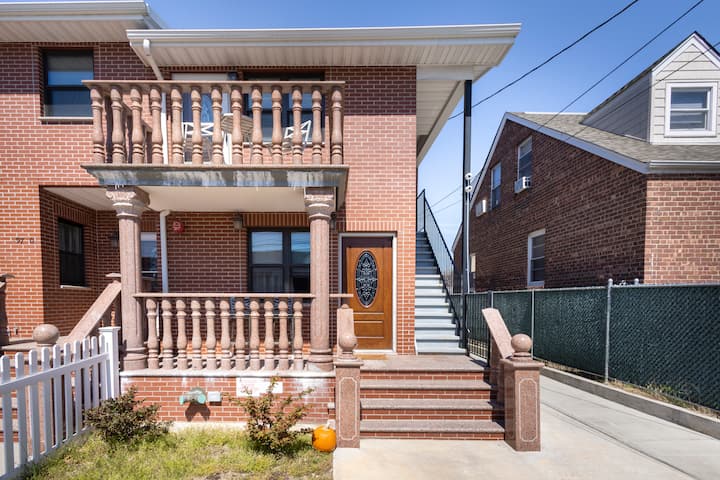 Travel Home - Queens, NY