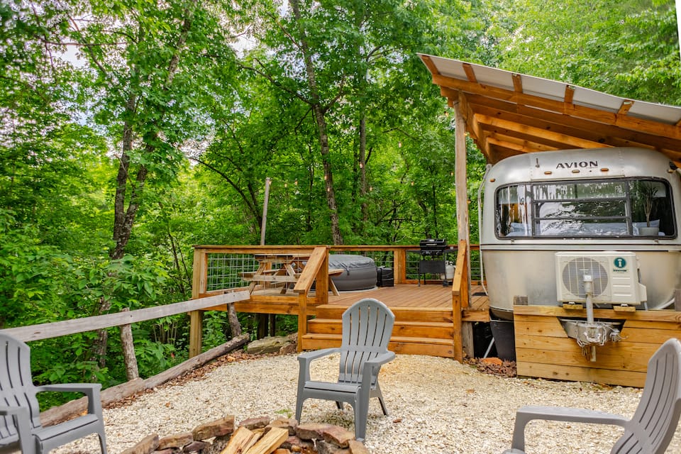 Camper Vacation Rentals | Airbnb
