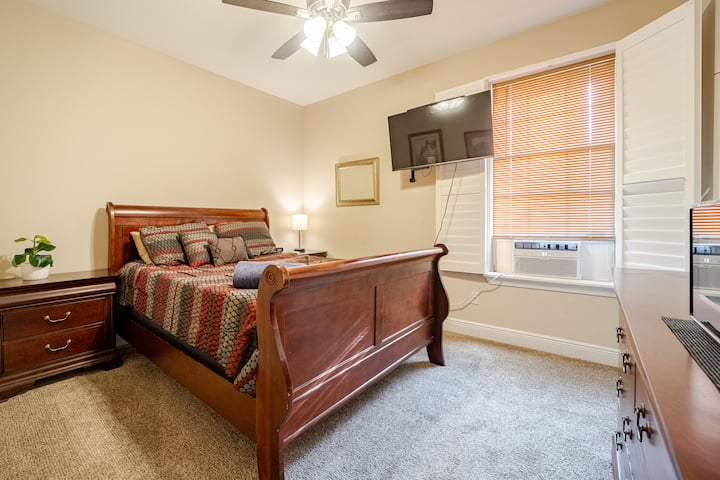 Suburban Brick Ranch Apartment With Private Entry - Spring Lake, Cantonment