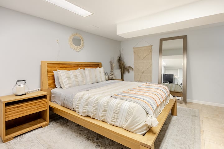 3 Bedroom Duplex, Minutes Away From Old Town! - Alexandria