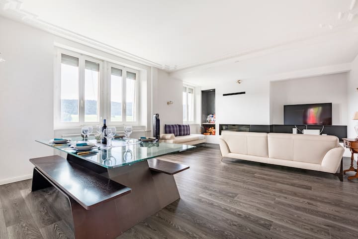 Maison De Maître - Les Breuleux