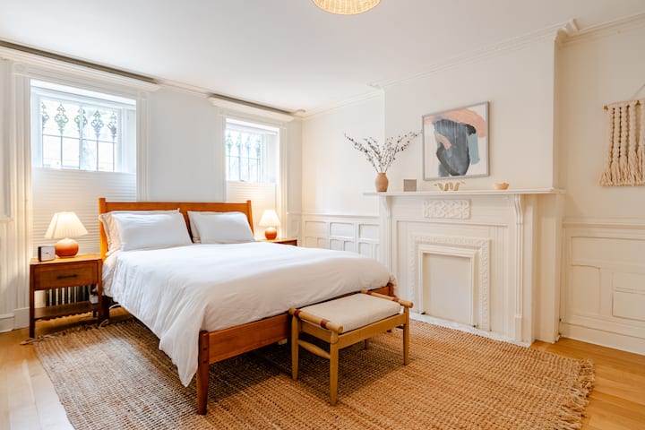 Stylish Bed Stuy Garden - Brooklyn, NY