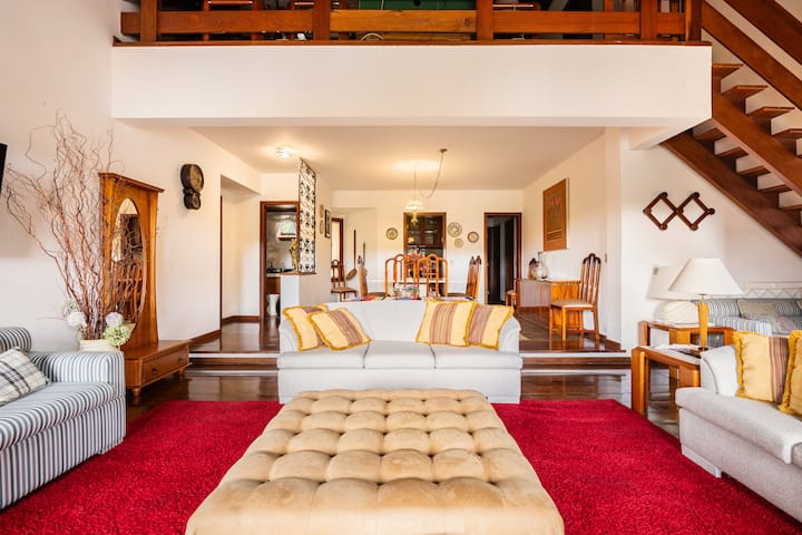 Apartamento Duplex Perto Do Centro De Capivari - Campos do Jordão