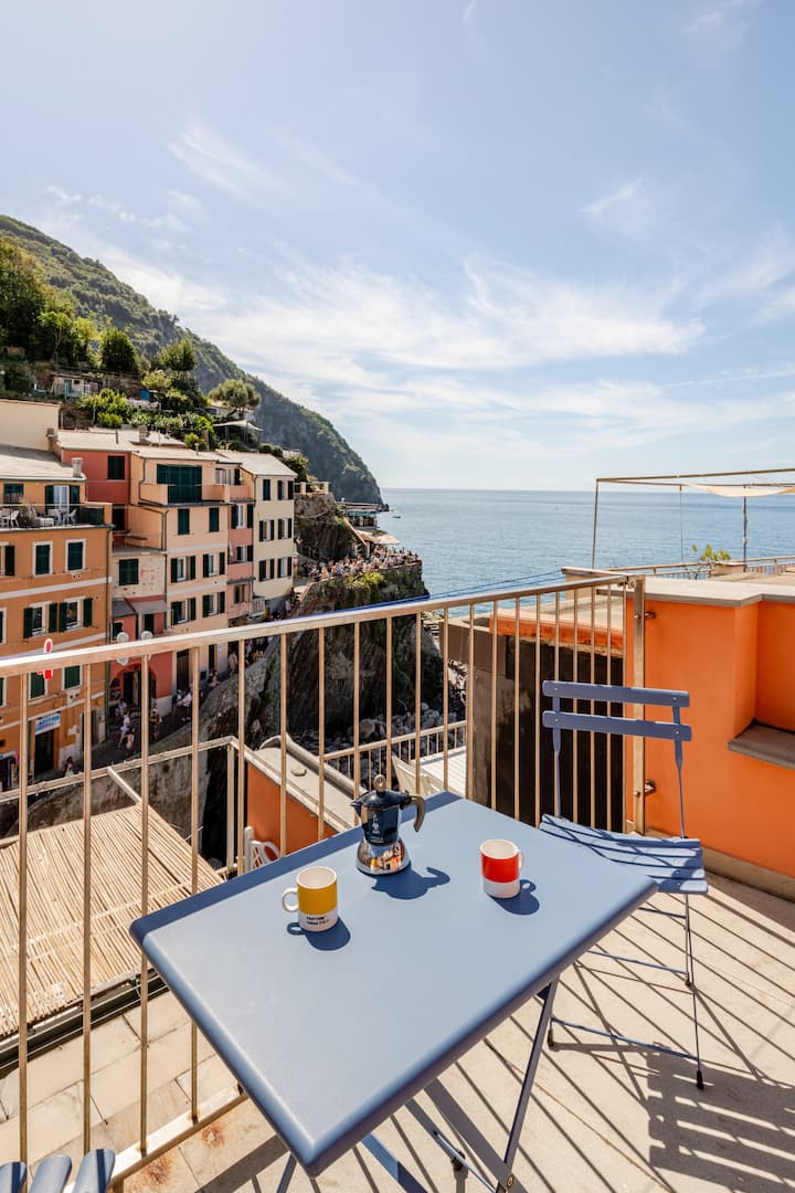 Marina's House_the Rooftop - Riomaggiore