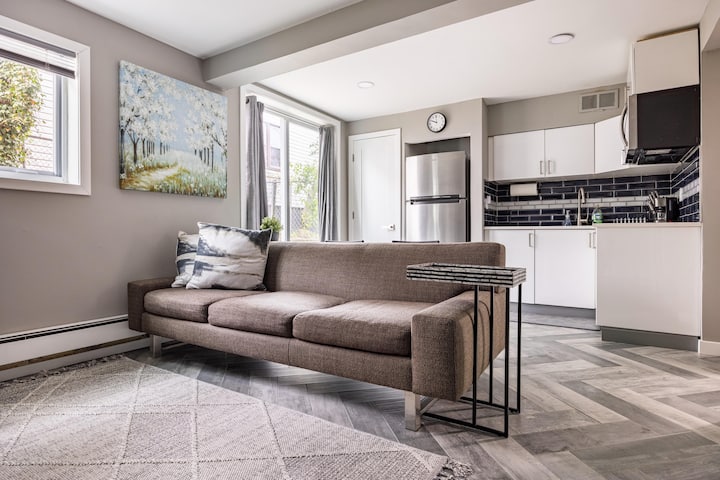 Modern 1 Bedroom Apartment - Hoboken, NJ