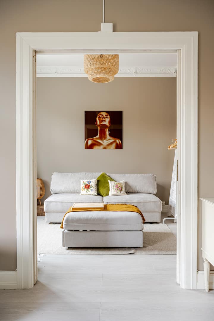 Classic & Central Oslo Retreat With Peaceful Vibes - Oslo