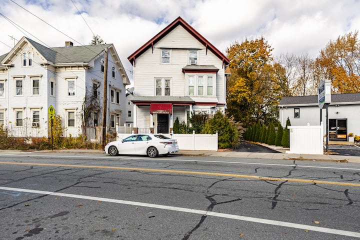 Lovely 2 Bedroom Condo In Providence - Providence, RI