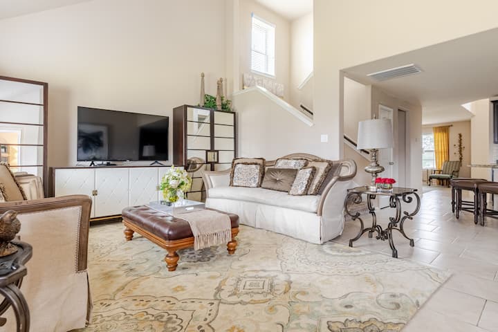 Spacious 4br Katy Home, Perfect For Group & Family - Katy, TX