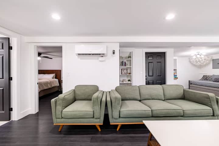 Luxe Stay Near Airport, Opry & Downtown Nashville - Nashville, TN