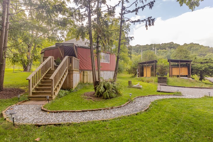 Romantic Yurt | Private Sauna | Fire Pit | - Asheville