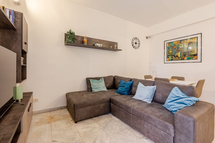 Near Trastevere Modern Apartment - Rom