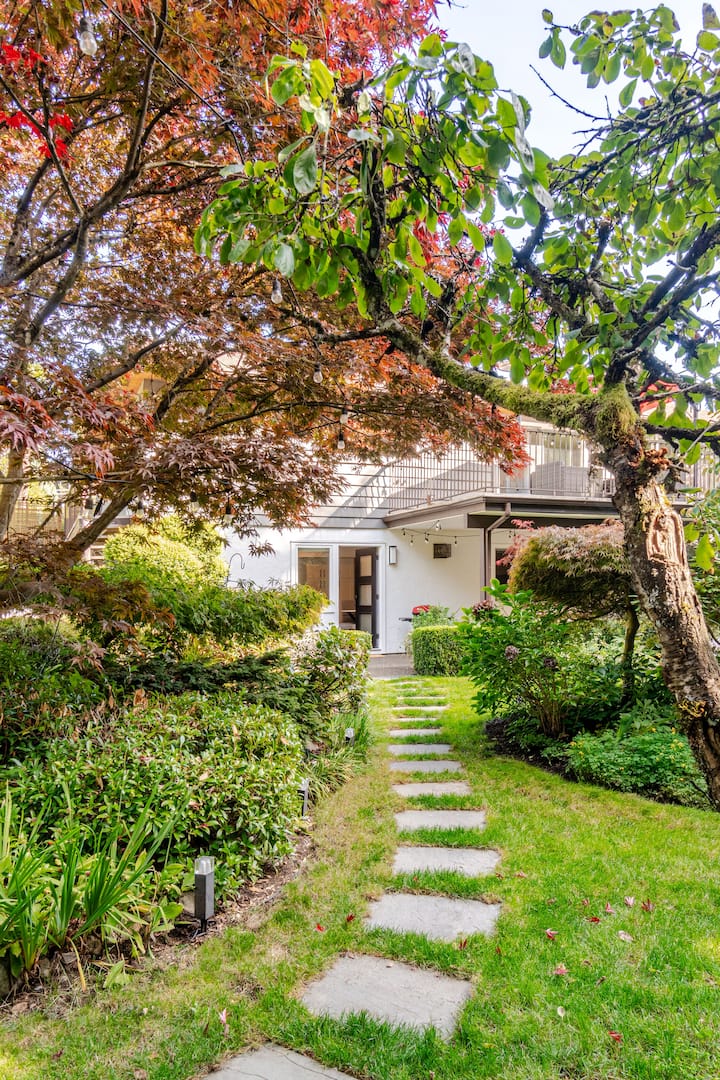 Peaceful Garden Suite - Bright & Cozy Escape - Burnaby