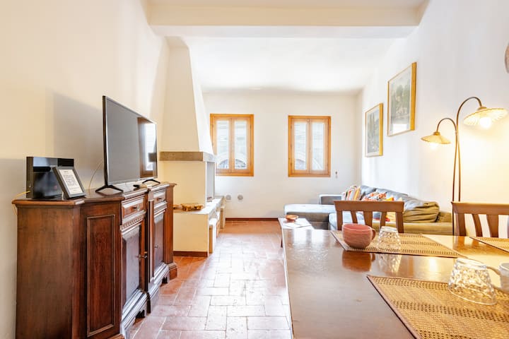 Traditional House In Mercato Centrale Facing Duomo - Florenz