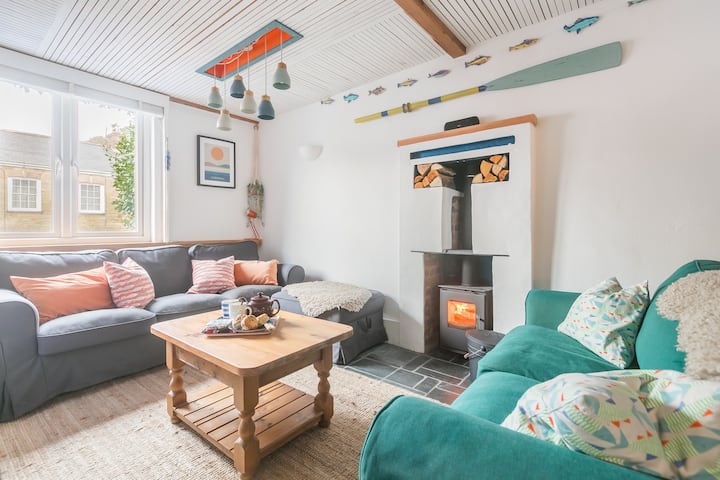 Character Cottage: Close To Beach & Well Equipped - St Agnes