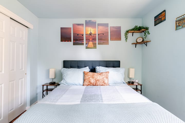 The Aurora Suite- Cozy & Private 1br/1ba Unit - Burien, WA