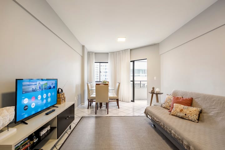 2 Dorm Com Ac; 2 Bwc; Wi-fi; Churrasqueira; 1 Vaga - Balneário Camboriú