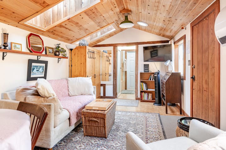 Casita  Bonita In North Berkeley - Berkeley, CA